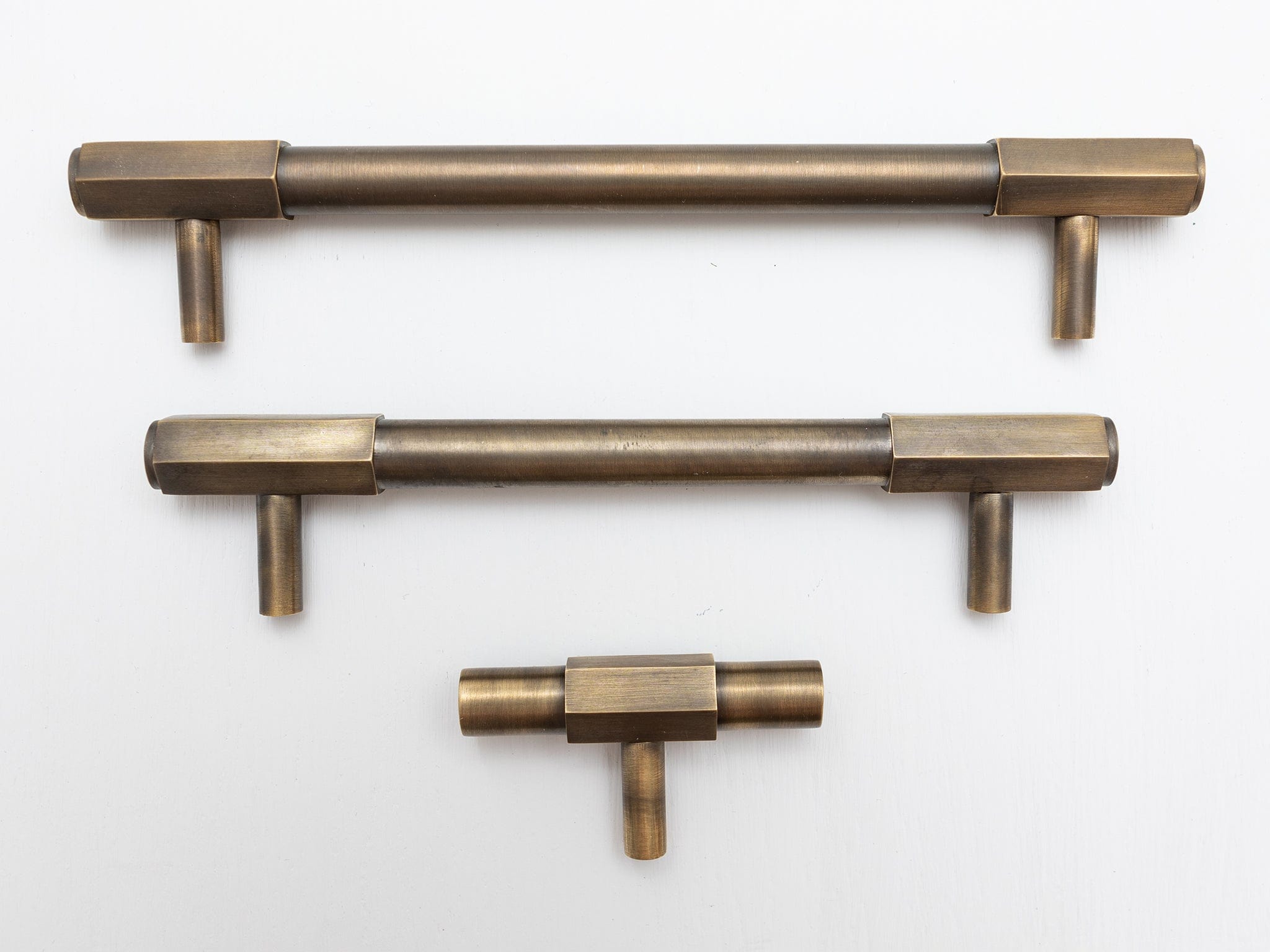 Buy Solid Satin Brass Knurled Pull Handles & Knobs | Brass Bee