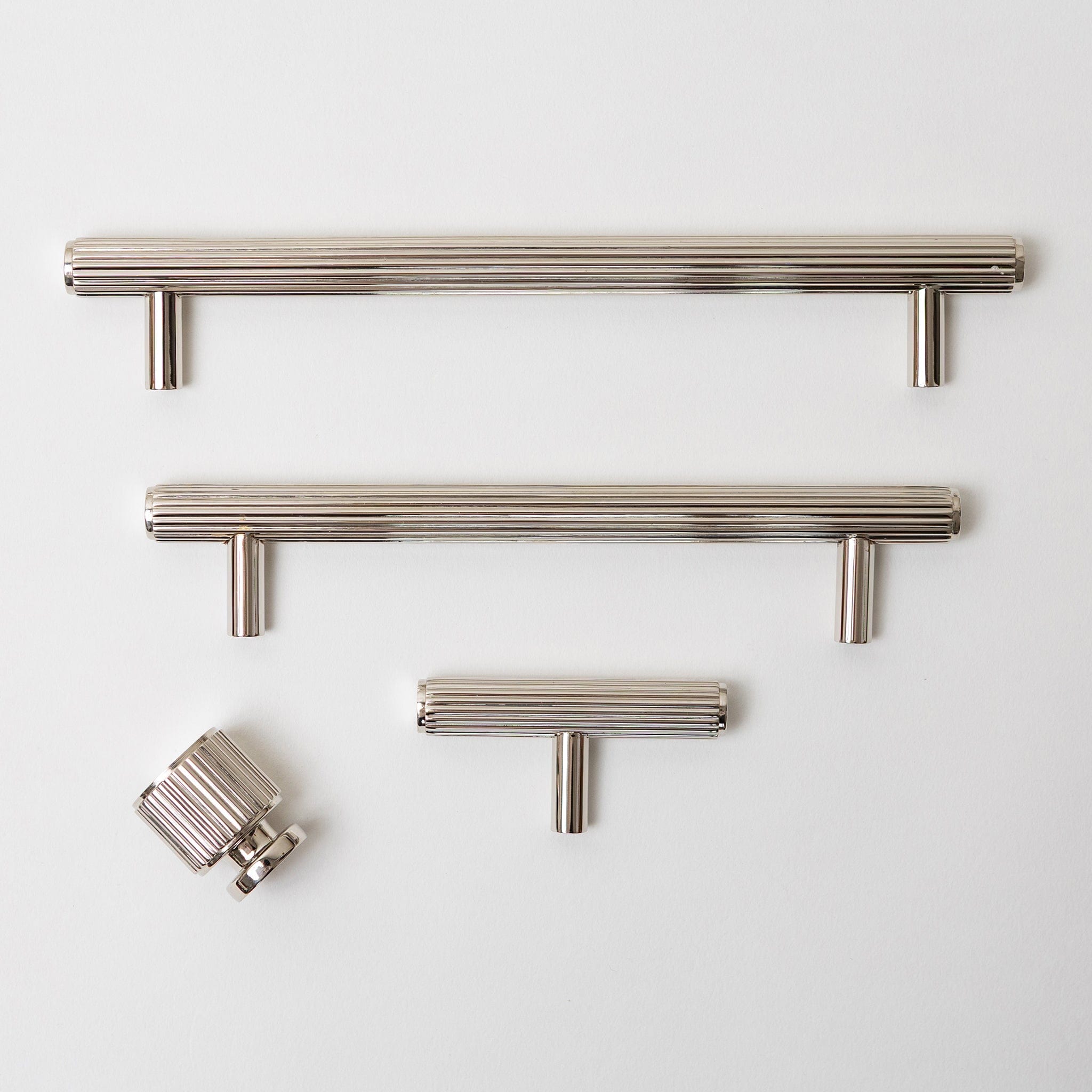 Solid Satin Brass Knurled Pull Handles & Knobs | Brass Bee