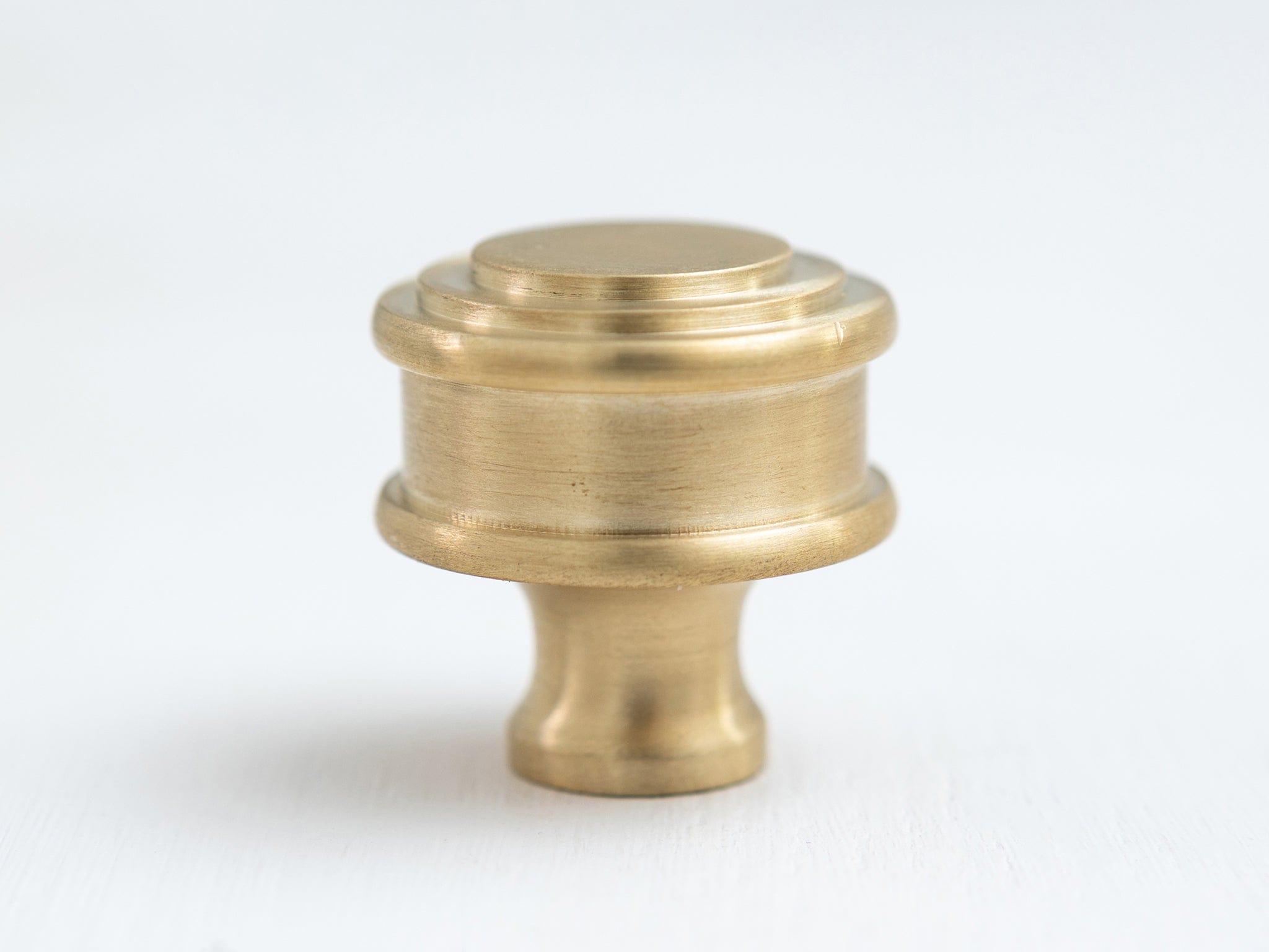 Buy Solid Satin Brass Knurled Pull Handles & Knobs | Brass Bee